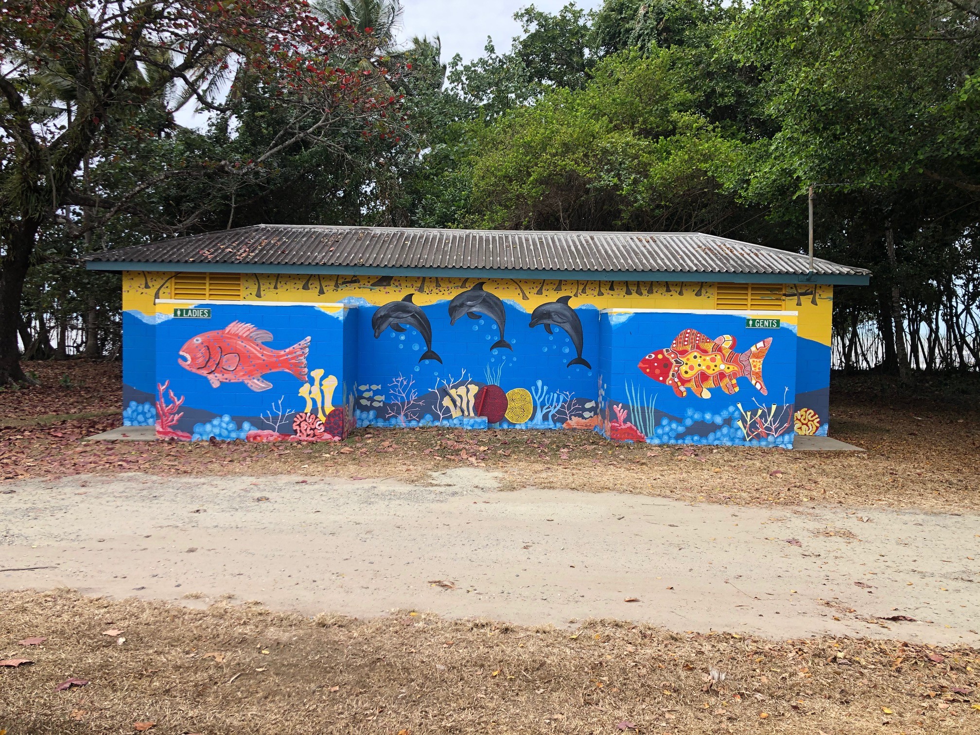Newell Beach Amenities Block Mural - Arts and Culture Map